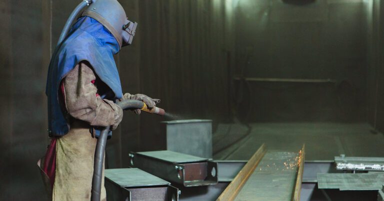 Sandblasting Surabaya - Workshop PT Safinah Laras Persada